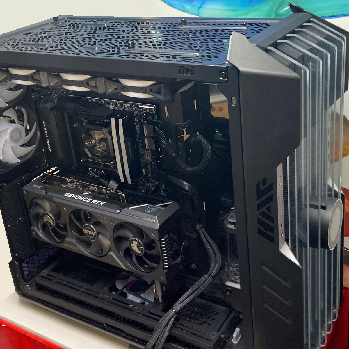 The HAF 700 EVO Build Story and Picture Gallery