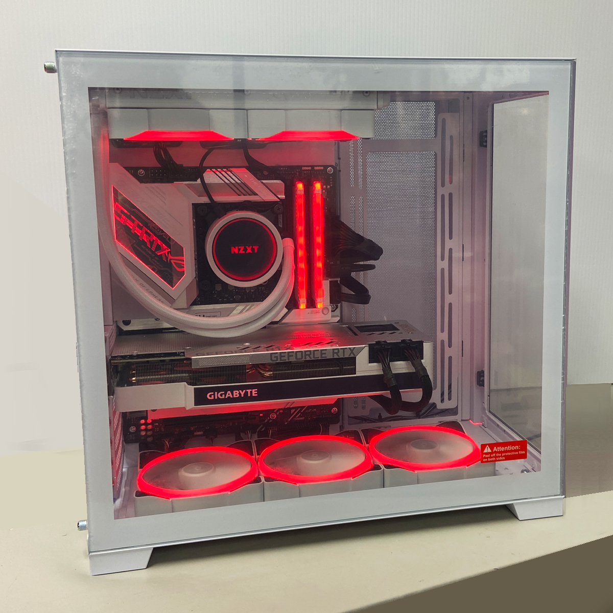 Lian Li Dynamic EVO Gallery